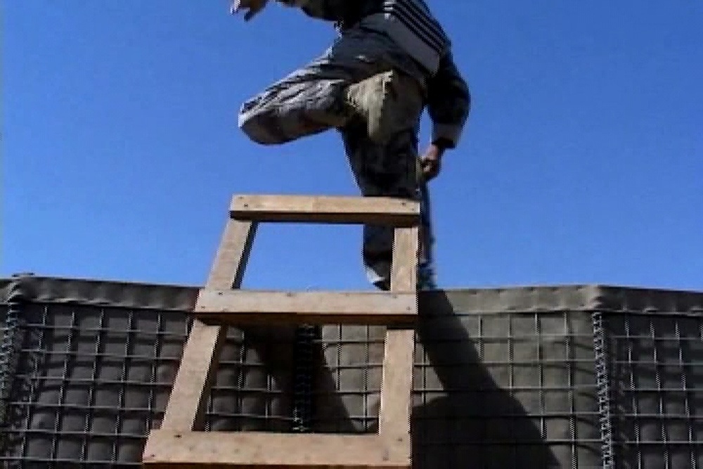 DVIDS - Video - 8th Iraqi Army Circuit Training