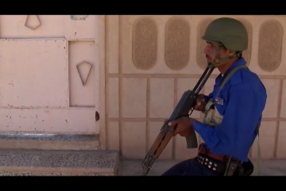 DVIDS - Video - Iraqi Police Patrol the Streets of Ar Rutbah