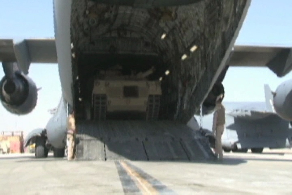 DVIDS - Video - Tank Unloading