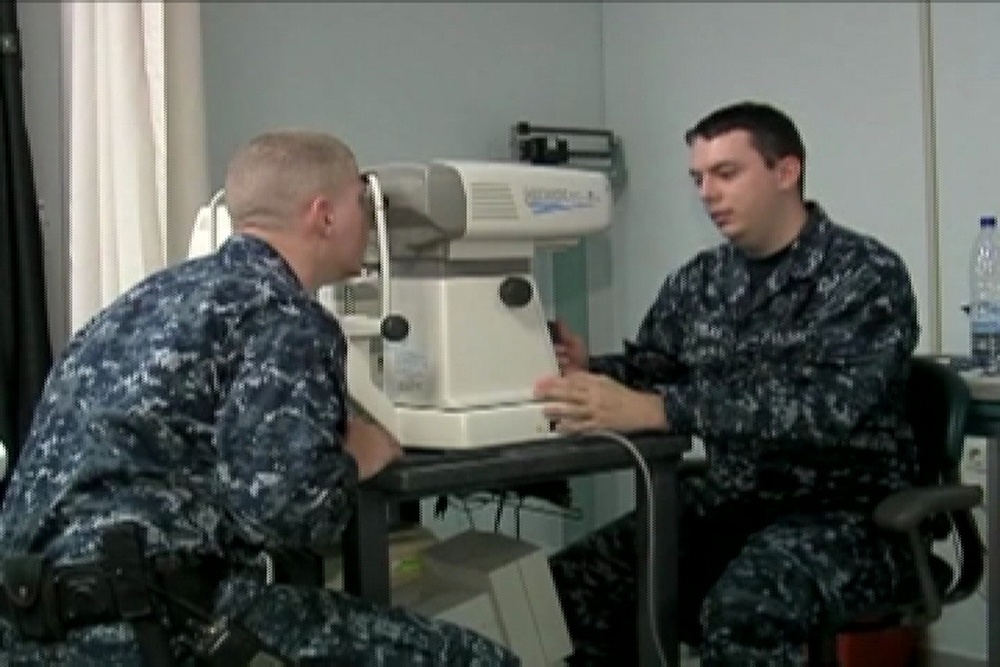 DVIDS - Video - All Hands Update: Armed Forces Clinical Visual Acuity Test