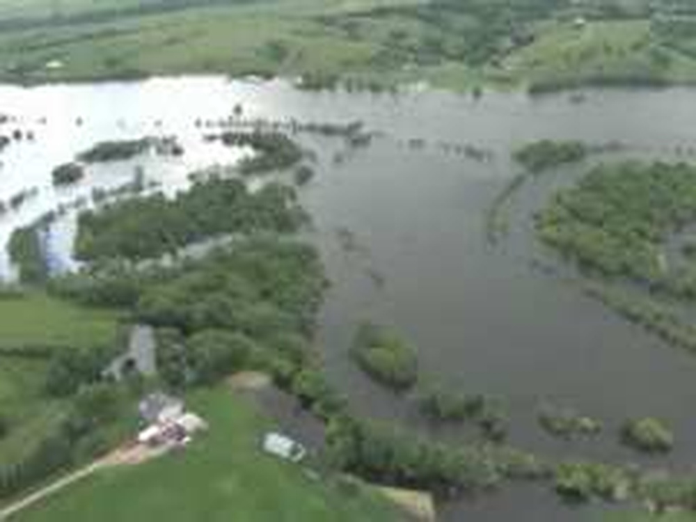 DVIDS - Video - Minot Flood Helo (6 minutes)