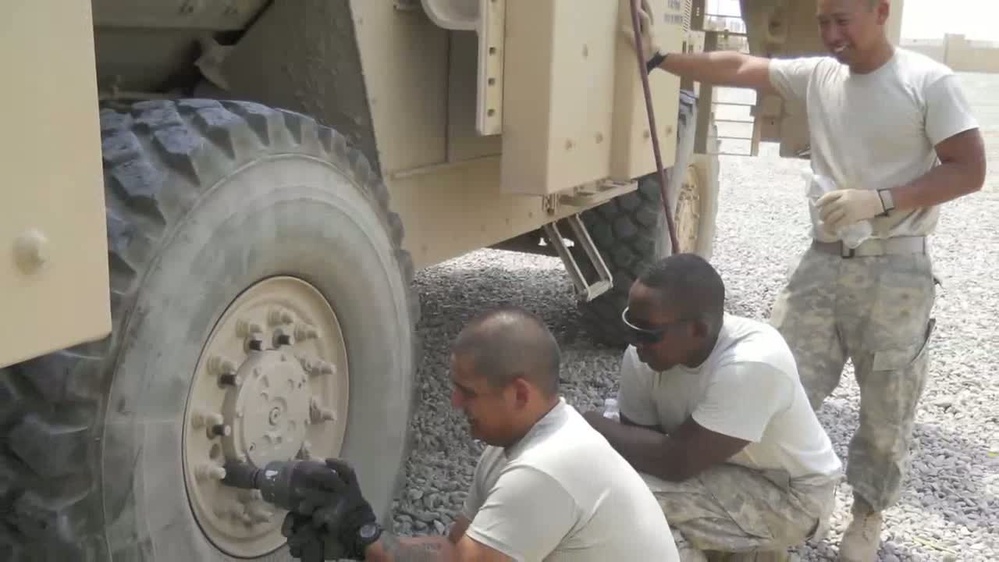 DVIDS - Video - 2STB, 2BCT, 1CD Soldiers ,"Go Army, Beat Navy!"