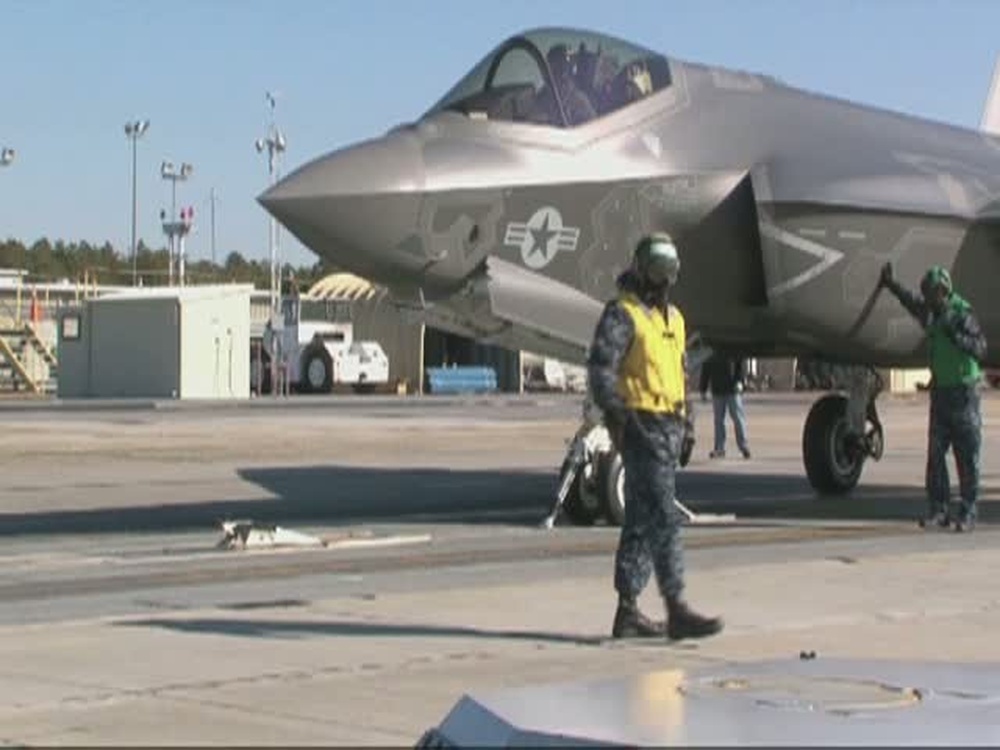 DVIDS - Video - All Hands Update: F-35C Makes First Launch on New ...