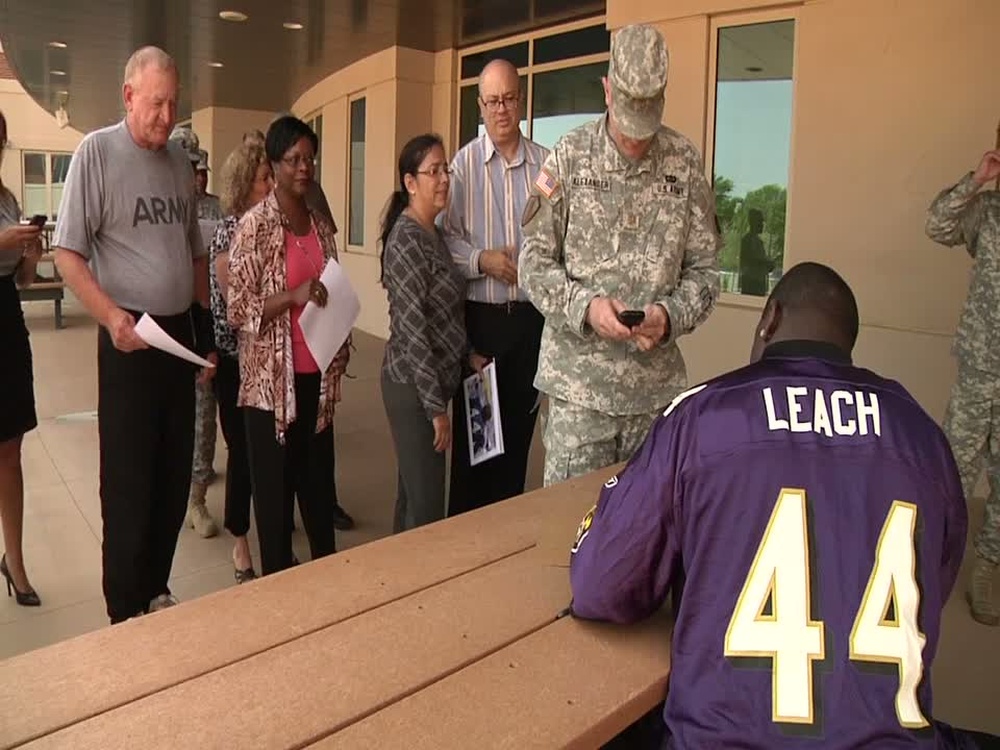 DVIDS - Video - Baltimore Ravens fullback Vonta Leach visits ...