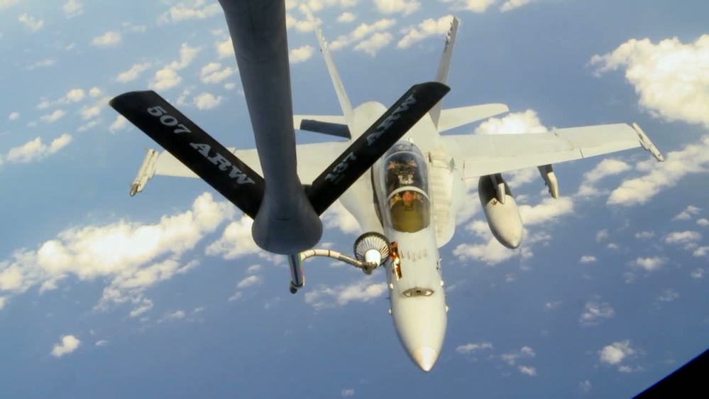 DVIDS - Video - RIMPAC - F/A-18D Hornets Aerial Refueling