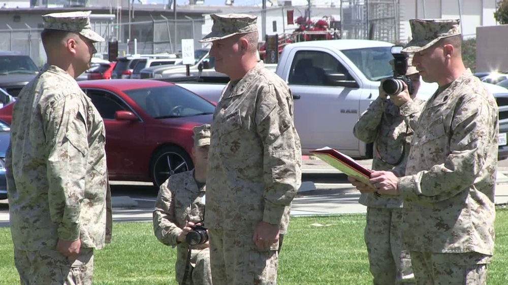DVIDS - Video - Gunnery Sgt. Kevin Anderson Recieves Bronze Star