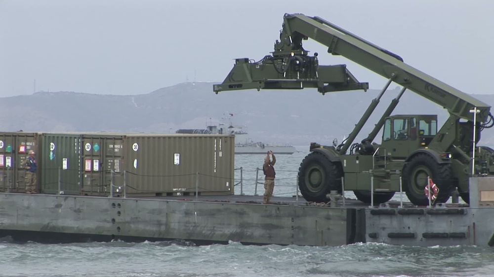 DVIDS - Video - Dawn Blitz MPF Container Offloading