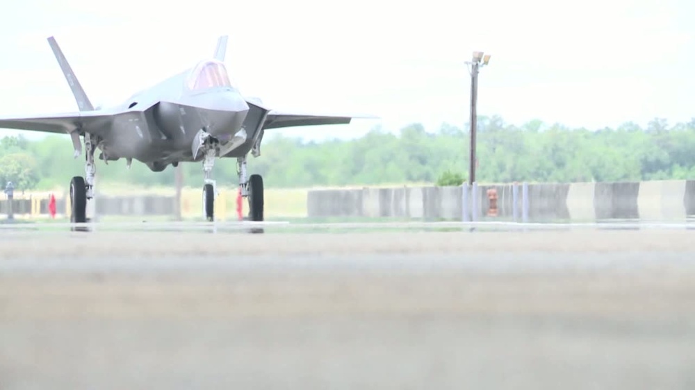 DVIDS - Video - F-35s Grounded Following Runway Fire