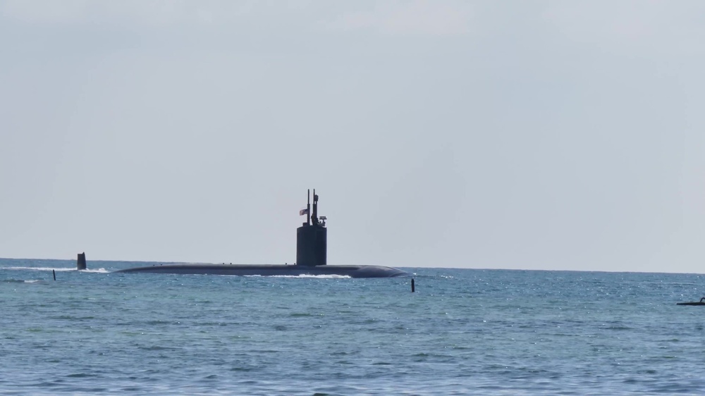 DVIDS - Video - USS Columbus (SSN 762) Underway