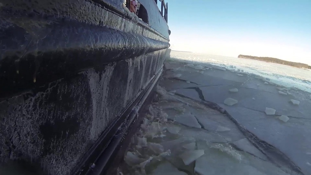 DVIDS - Video - B-roll Coast Guard Cutter Cleat Breaking Ice