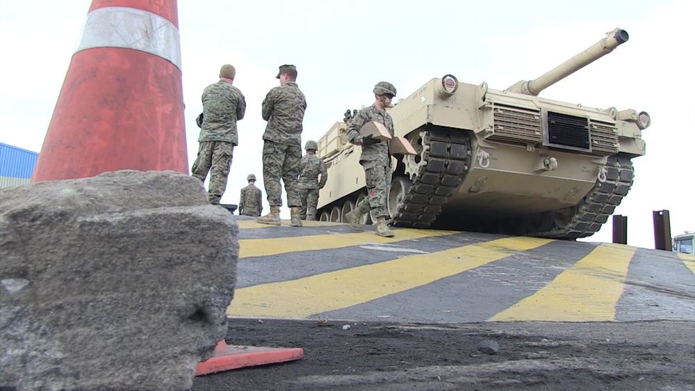 DVIDS - Video - Freedoms Banner 16_Tank Rail Ops_2