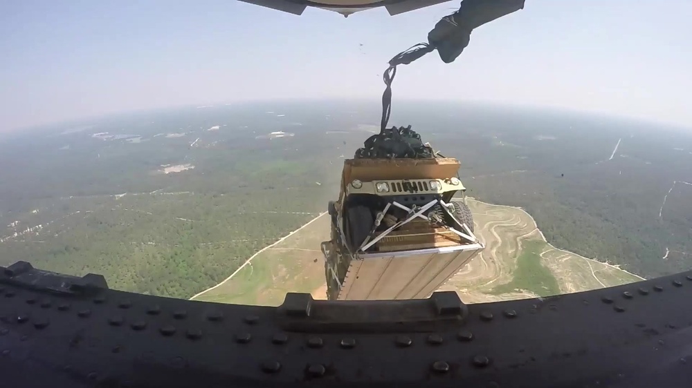 DVIDS - Video - Humvee Aerial Delivery