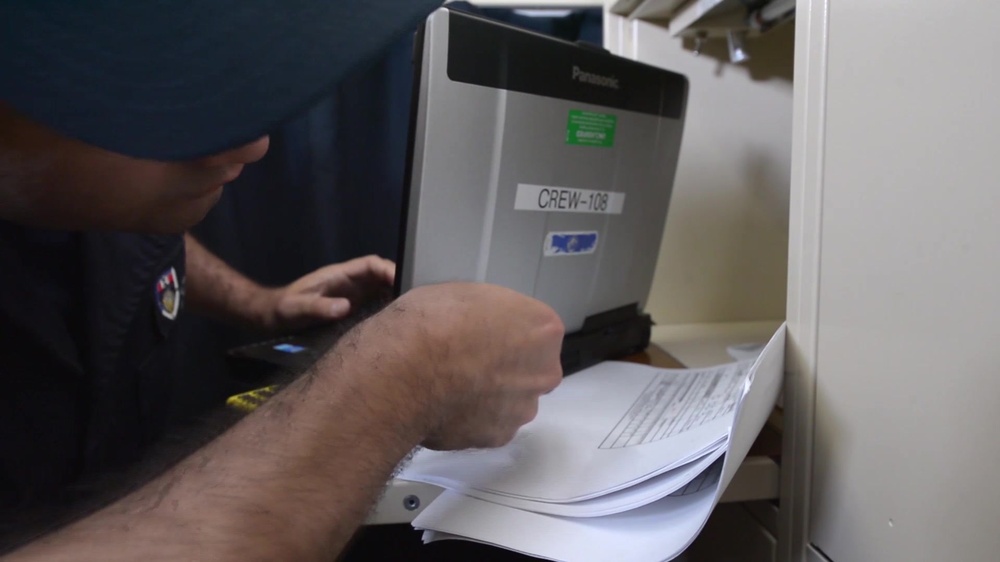 DVIDS - Video - All Hands Update: PCU Zumwalt Berthing