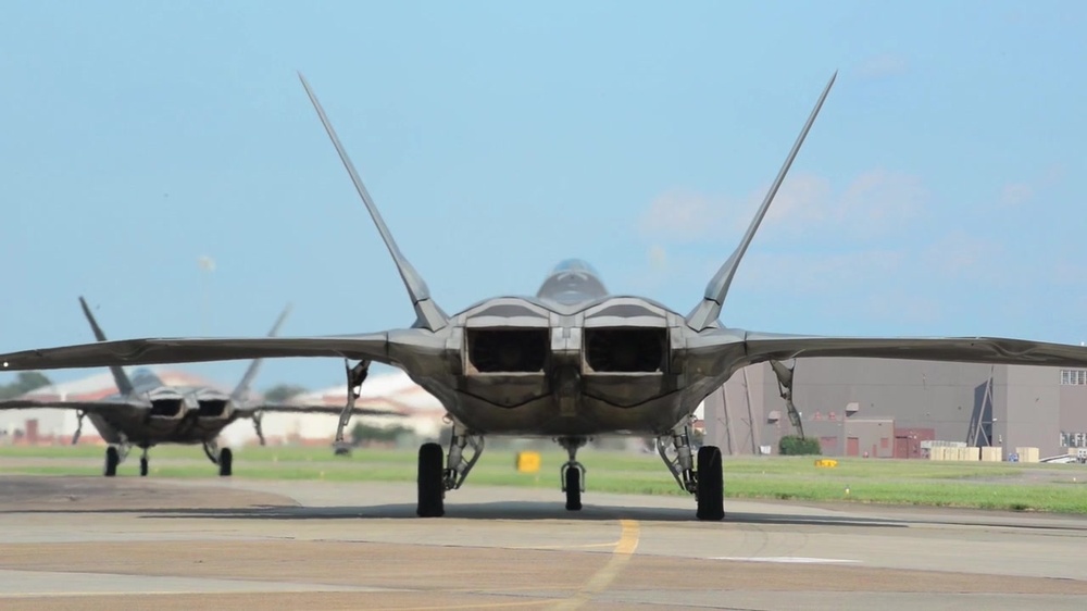 DVIDS - Video - F-22 Raptor Taxi and Takeoff