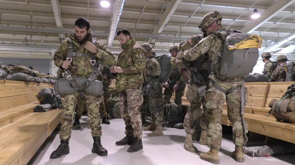 DVIDS - Video - 173rd Paratroopers Conduct PWAC Training