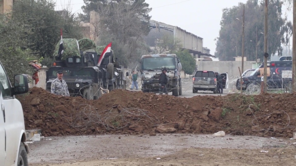 DVIDS - Video - Falcon Paratroopers move in to Hamam al-Alil