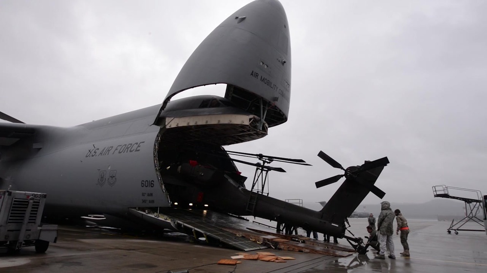 DVIDS - Video - C-5 Galaxy Delivers Helicopters
