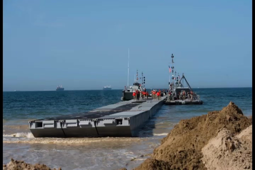 DVIDS - Video - Army Trident Pier Landing