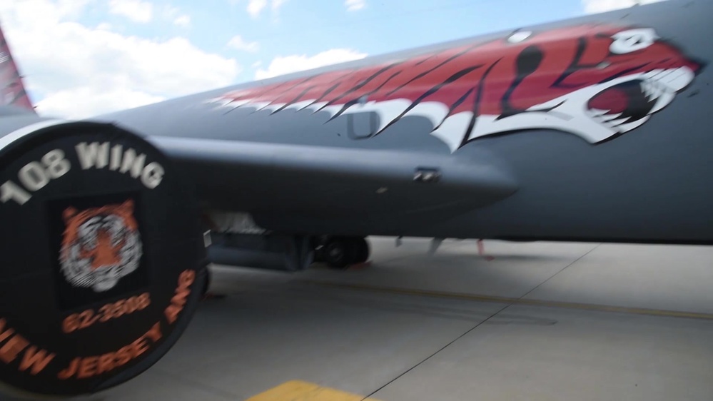 DVIDS - Video - 141st Painted KC135 Timelapse and BRoll