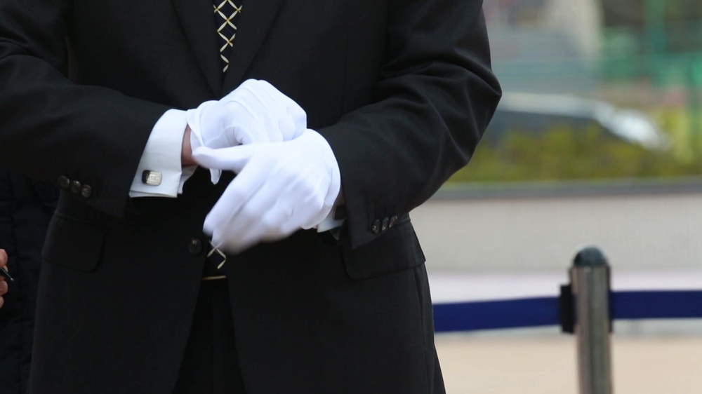 DVIDS - Video - US Ambassador to Japan makes first visit o MCAS Iwakuni