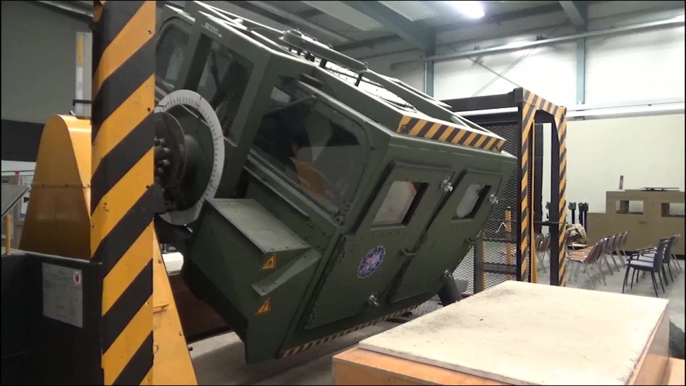 DVIDS - Video - High Mobility Multipurpose Wheeled Vehicle Egress ...