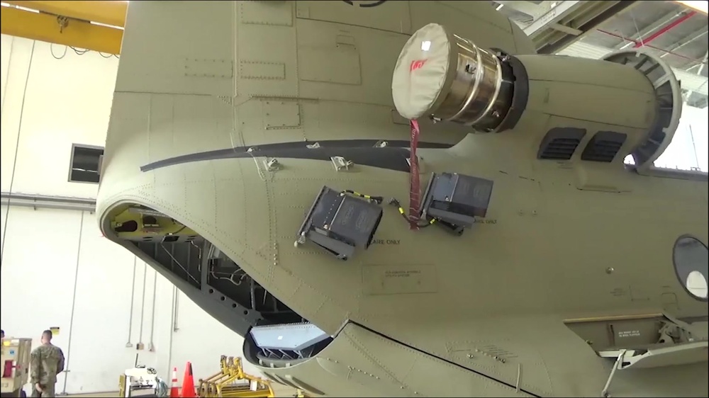 DVIDS - Video - A walk around view of a CH-47 Chinook helicopter