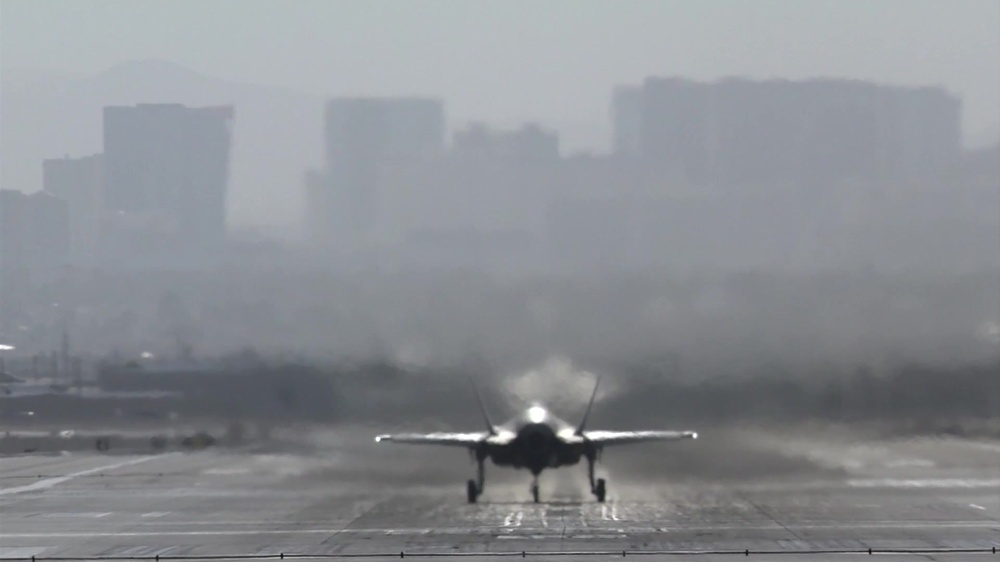 DVIDS - Video - F-35 Lightning II take off 3