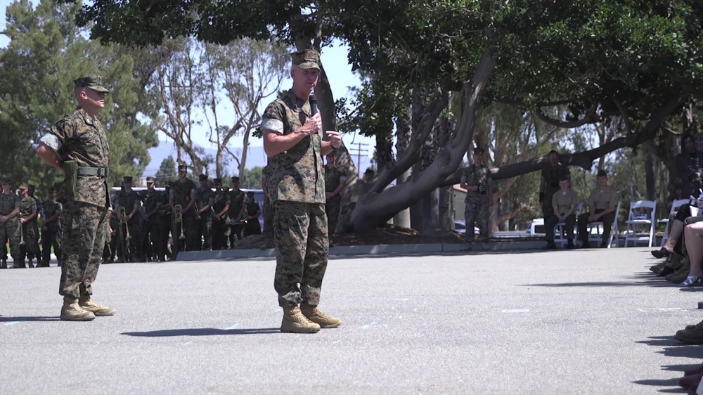 DVIDS - Video - Change of Command Ceremony: Commanding General of 1st MARDIV