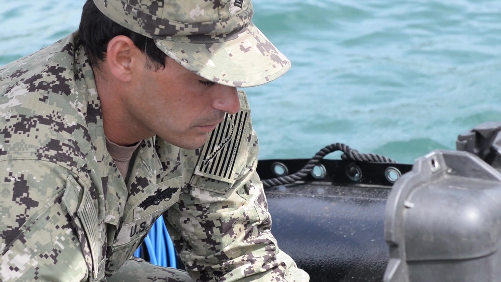 DVIDS - Video - US Navy Teams Survey The USS Arizona Memorial During ...