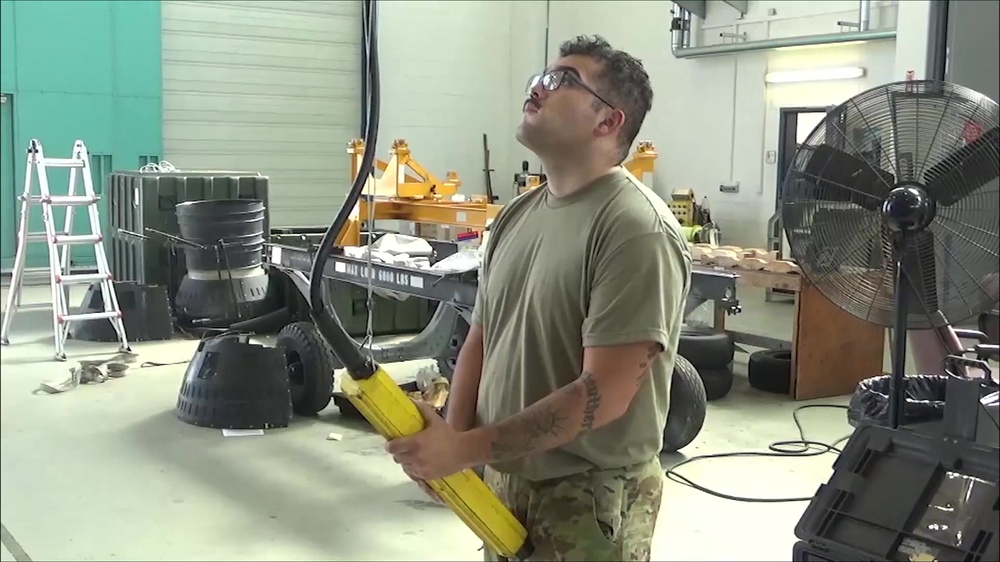 DVIDS - Video - 400 hours phase maintenance on an CH-47 Chinook helicopter