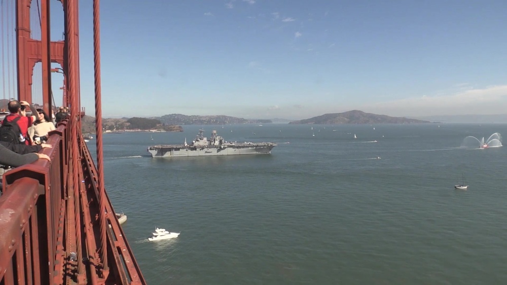 DVIDS - Video - San Francisco Fleet Week Parade of Ships