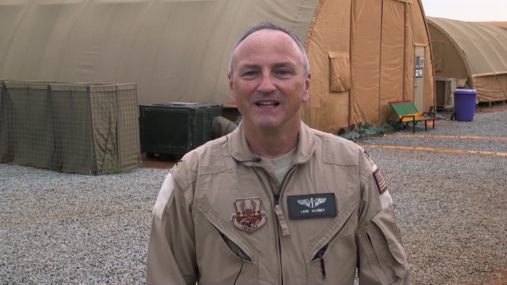 DVIDS - Video - Colonel Lars Ulissey Holiday Greeting