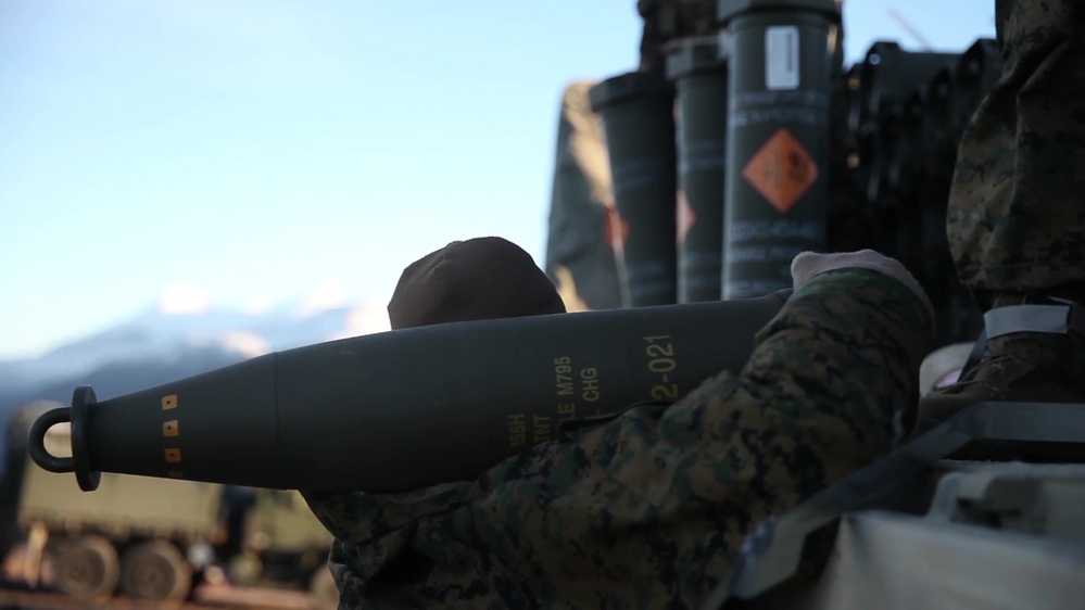 DVIDS - Video - Northern Screen: Artillery Fire