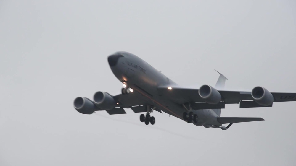 DVIDS - Video - KC-135 TAKEOFF