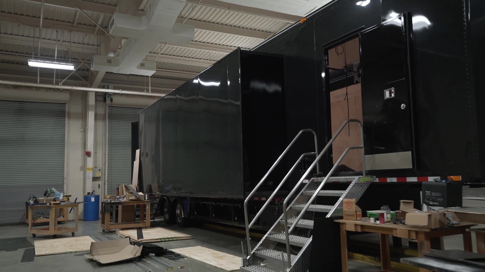 DVIDS - Video - USAREC Esports Gaming Trailer Tour & B-roll 23 JAN 2019