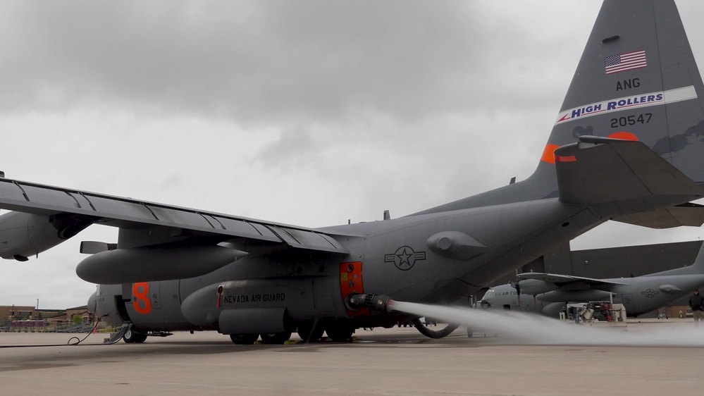DVIDS - Video - B-Roll of a MAFFS unit completing a water test during ...