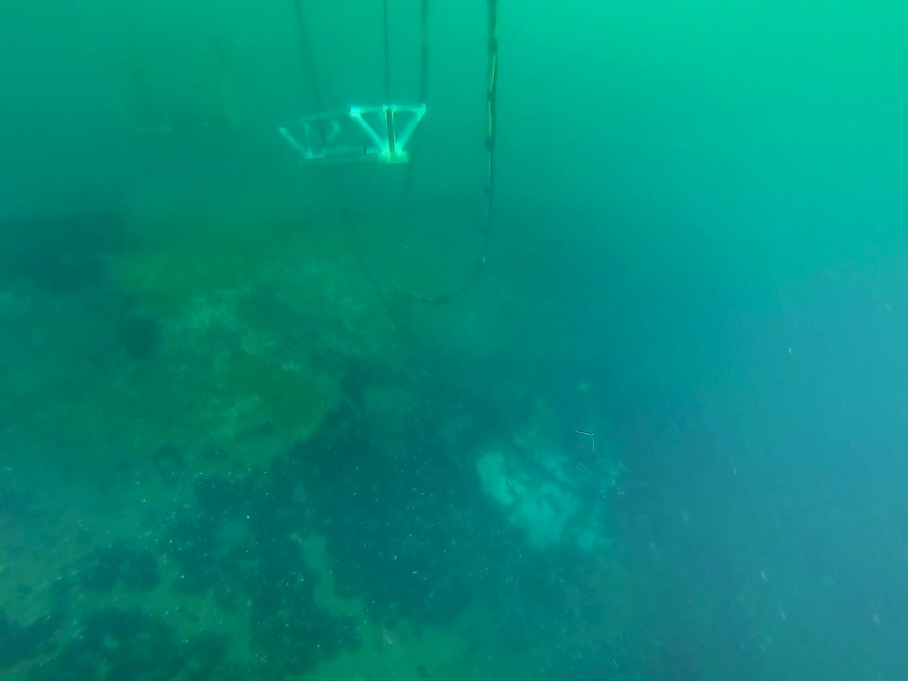 DVIDS - Video - Deep-Water Diver Completes a Work Cycle at a Depth of ...