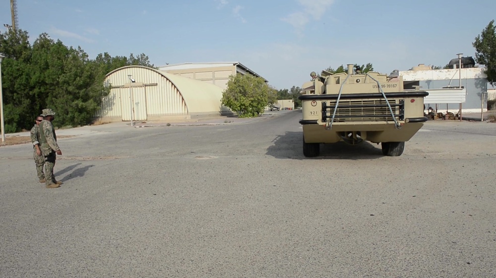 DVIDS - Video - BMU 1 and ACU 1 Perform Beach Operations