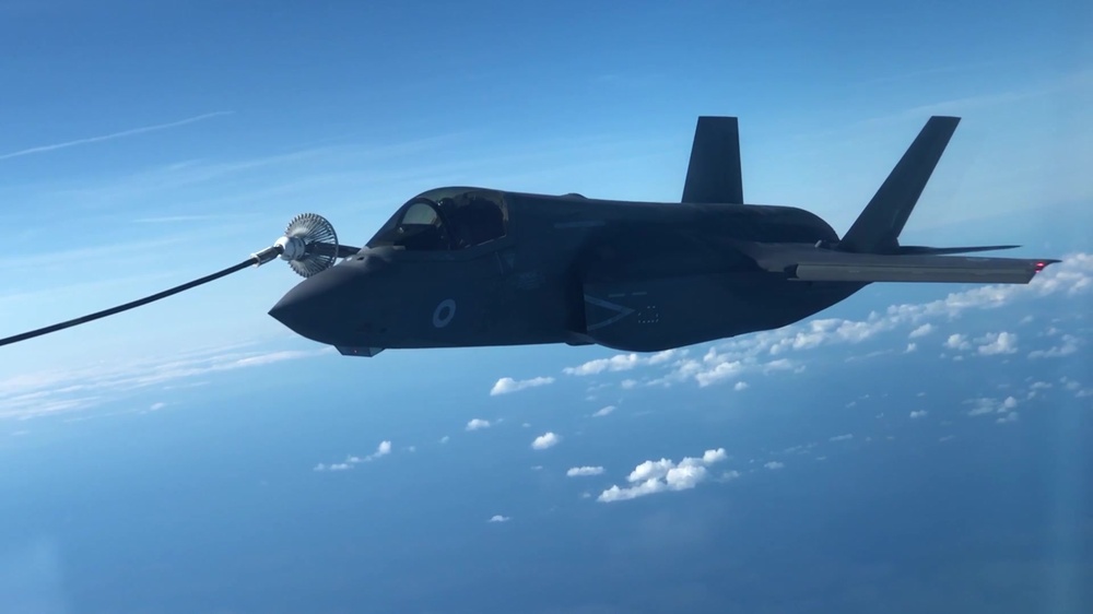 DVIDS - Video - 100th Air Refueling Wing refuels RAF F-35 Sept. 16, 2019