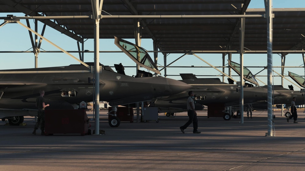 DVIDS - Video - F-35 Taxi Timelapse