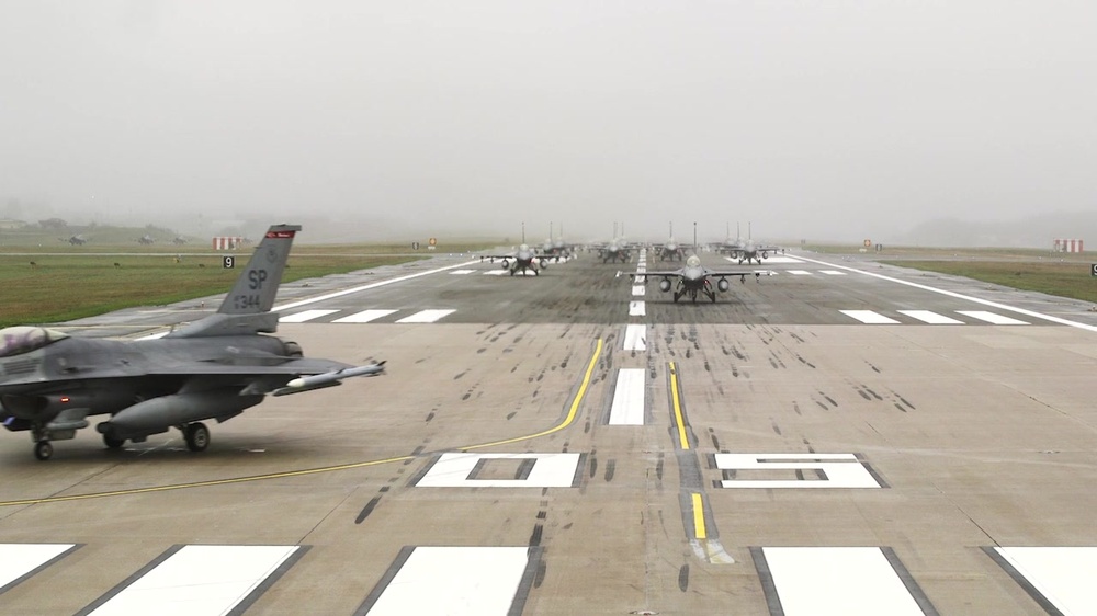 DVIDS - Video - 52 Fighter Wing: Show of Forces