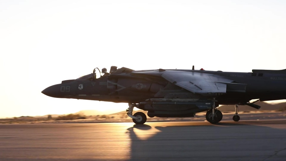 DVIDS - Video - AV-8B Harrier II Plus Refuel