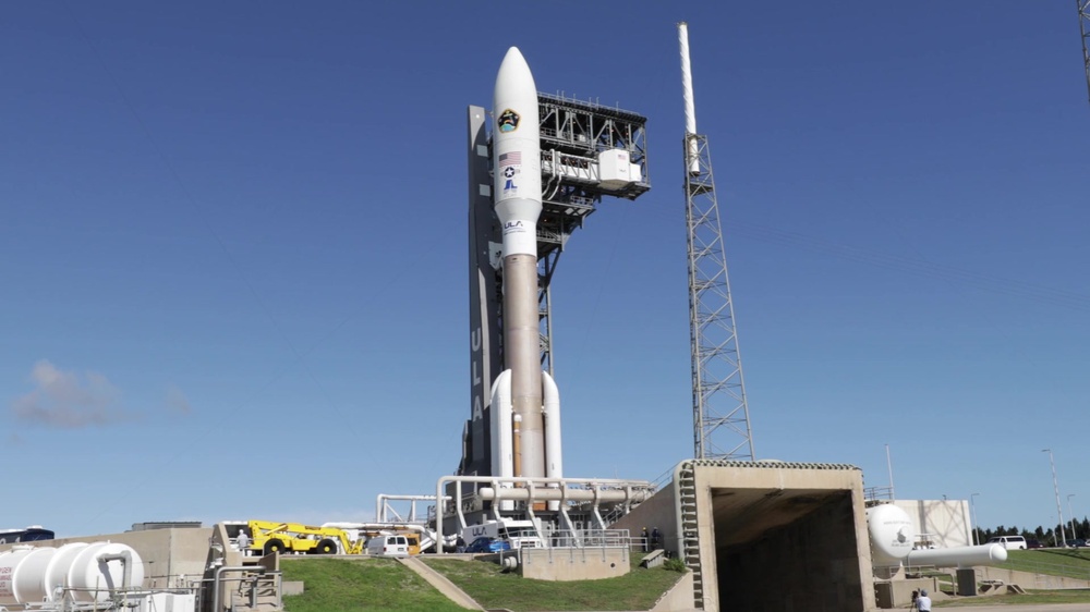 DVIDS - Video - AEHF-5 successfully launch into space