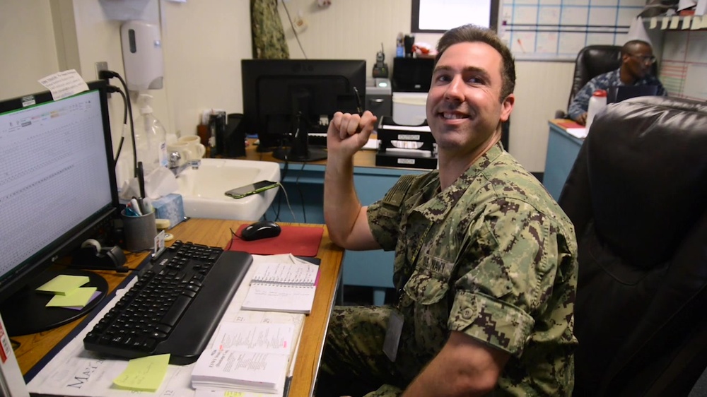 DVIDS - Video - YN3 Gardner in the Spot Light