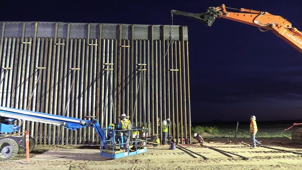 DVIDS - Video - Border Barrier Construction: El Paso Time Lapse