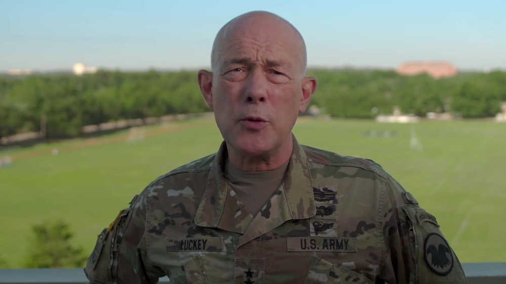 DVIDS - Video - Army Reserve commanding general bids final farewell to ...