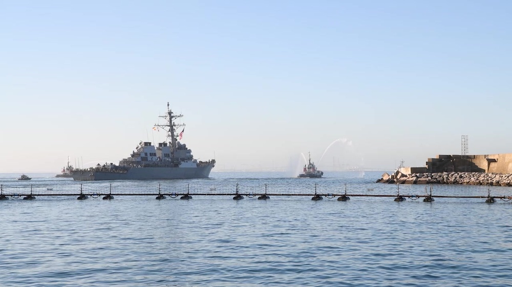 DVIDS - Video - USS Carney departs NAVSTA Rota in homeport Shift