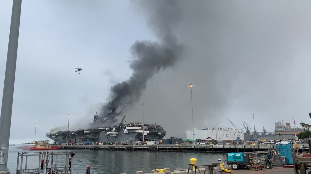 DVIDS - Video - USS Bonhomme Richard (LHD 6) Fire