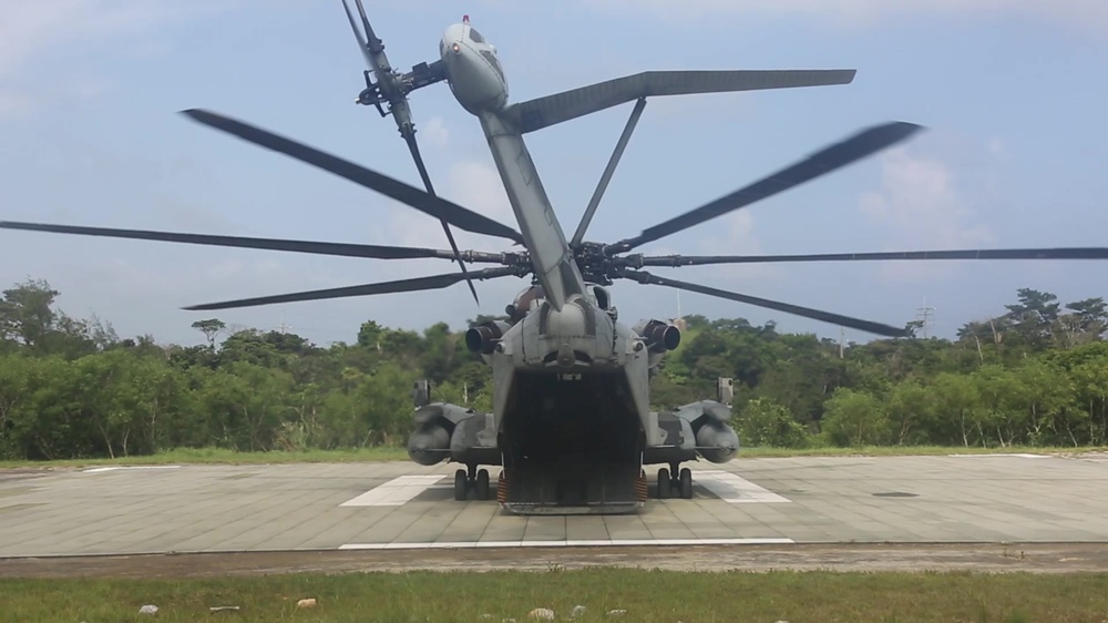 DVIDS - Video - Marines with 3rd Recon load a UTV onto a CH-53 Super ...