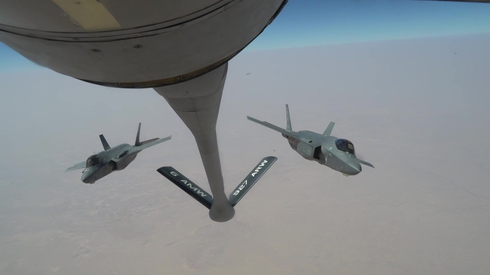 DVIDS - Video - In Flight Refueling Specialist Boom Operator